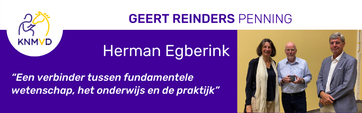 Herman Egberink bij zijn pensionering bekroond met Geert Reinders ...